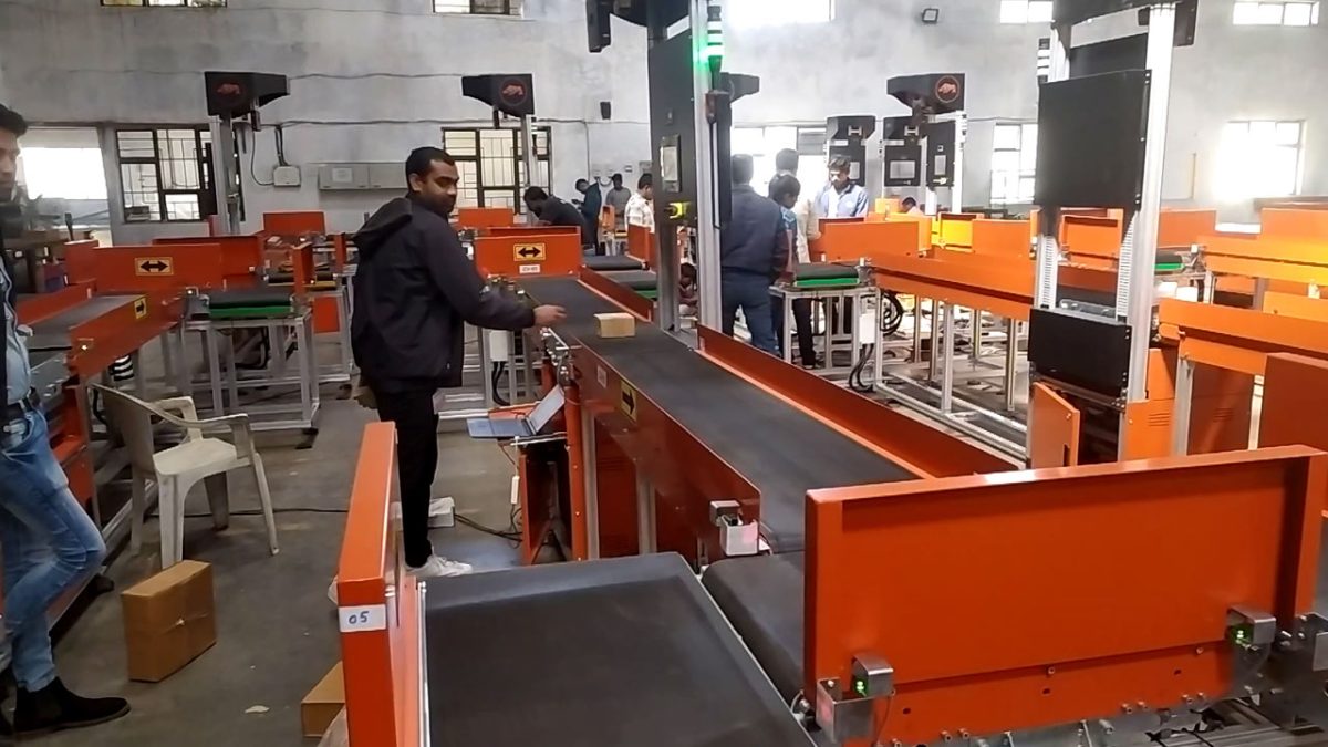 DENEB Carriage Belt Sortation System - Nido Automation