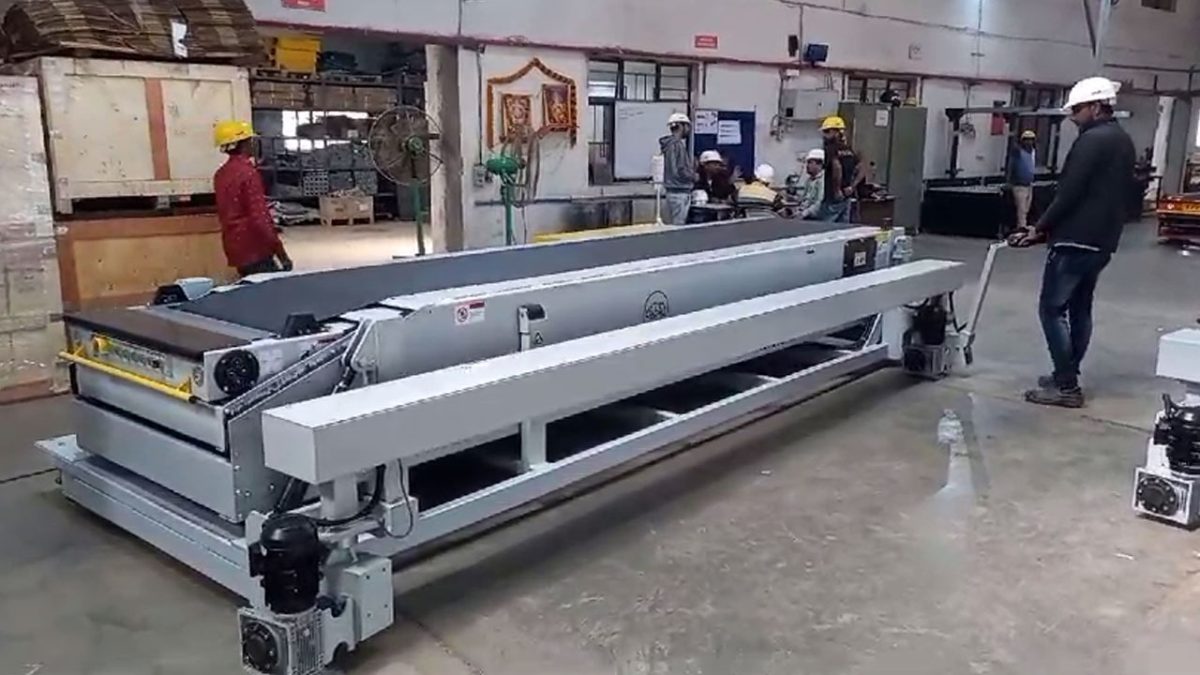 REGULUS Telescopic Belt Conveyor - Nido Automation